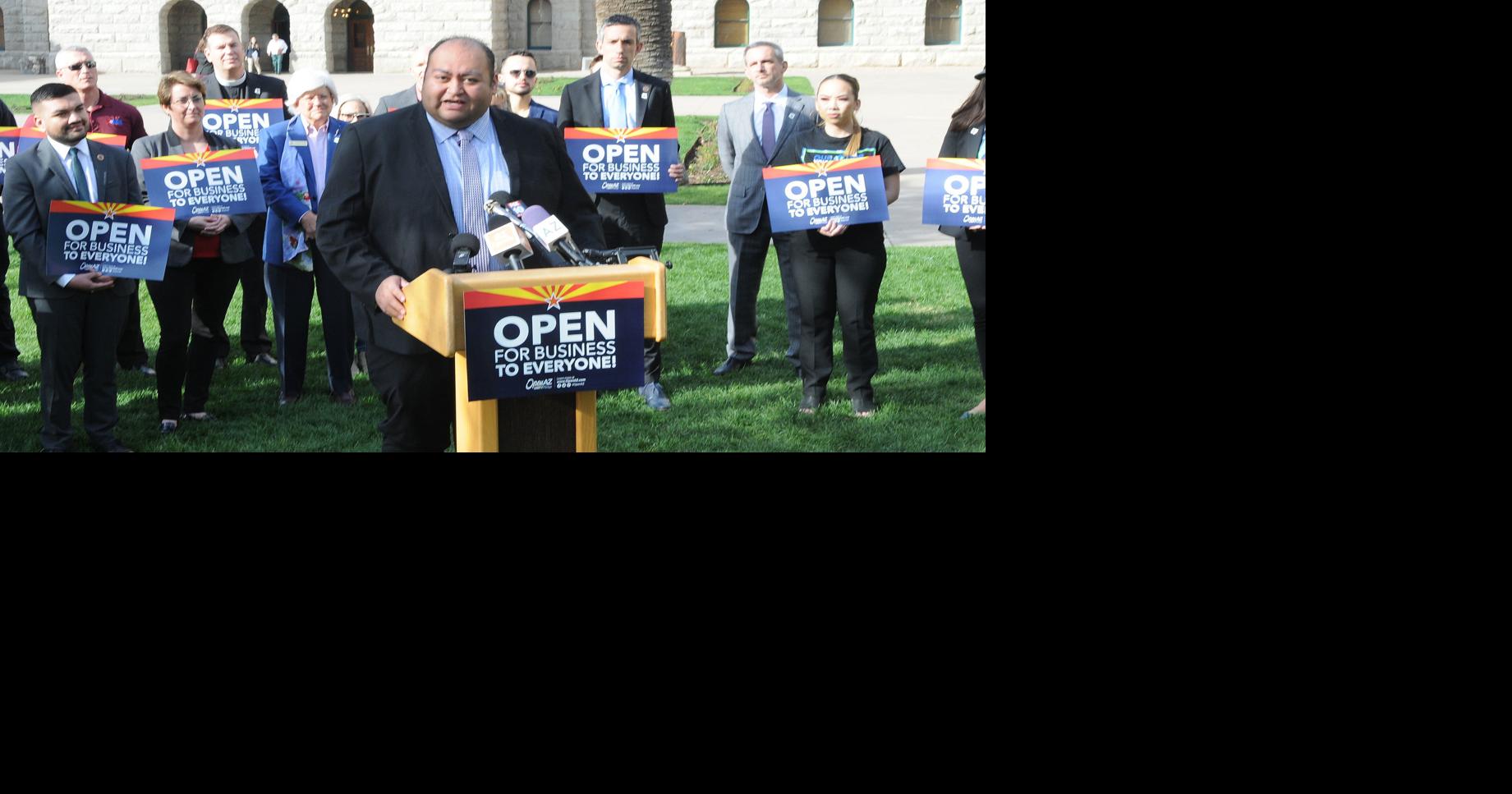 Former Giffords intern, legislator launches bid to replace Grijalva ...