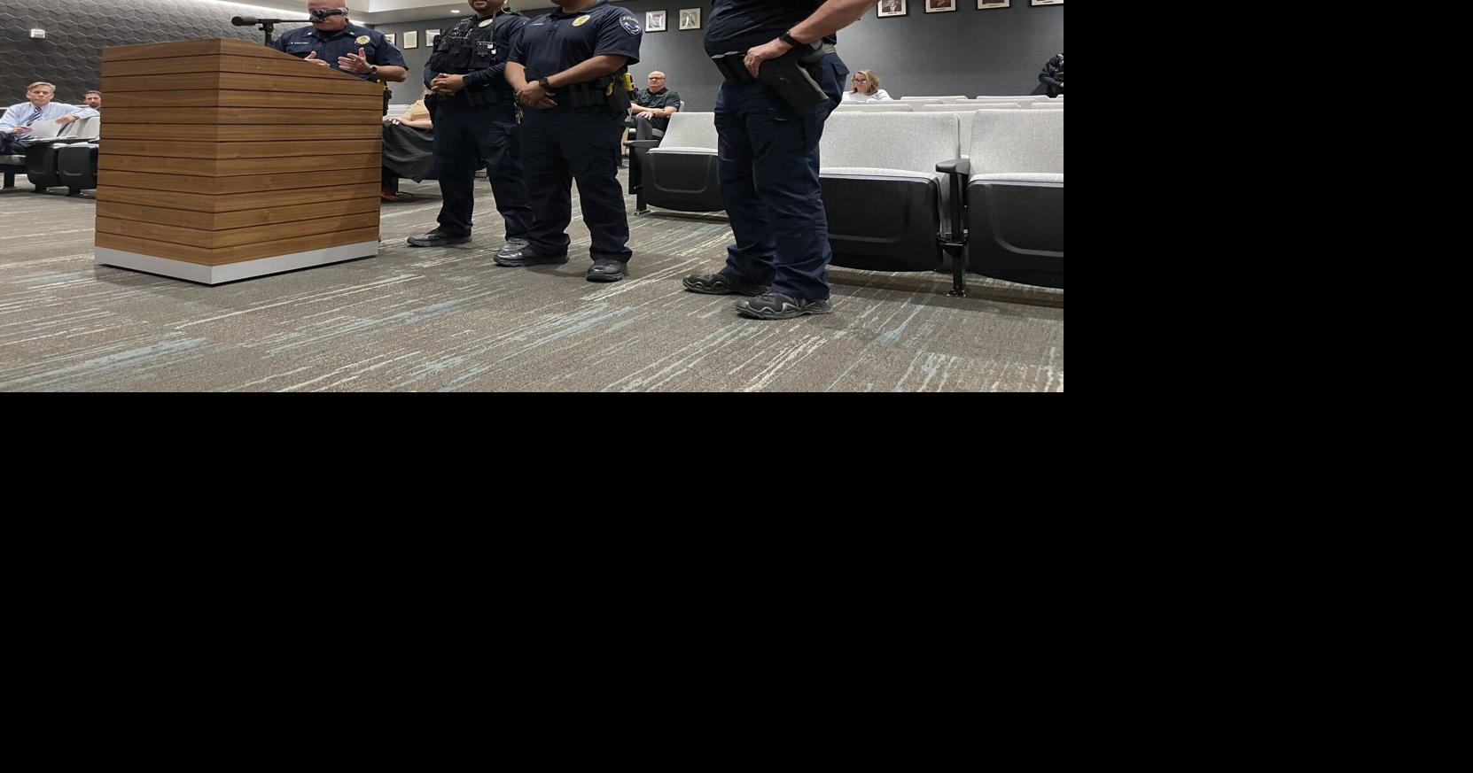 Chief Vasquez welcomes 2 new officers to Eloy PD | News | pinalcentral.com