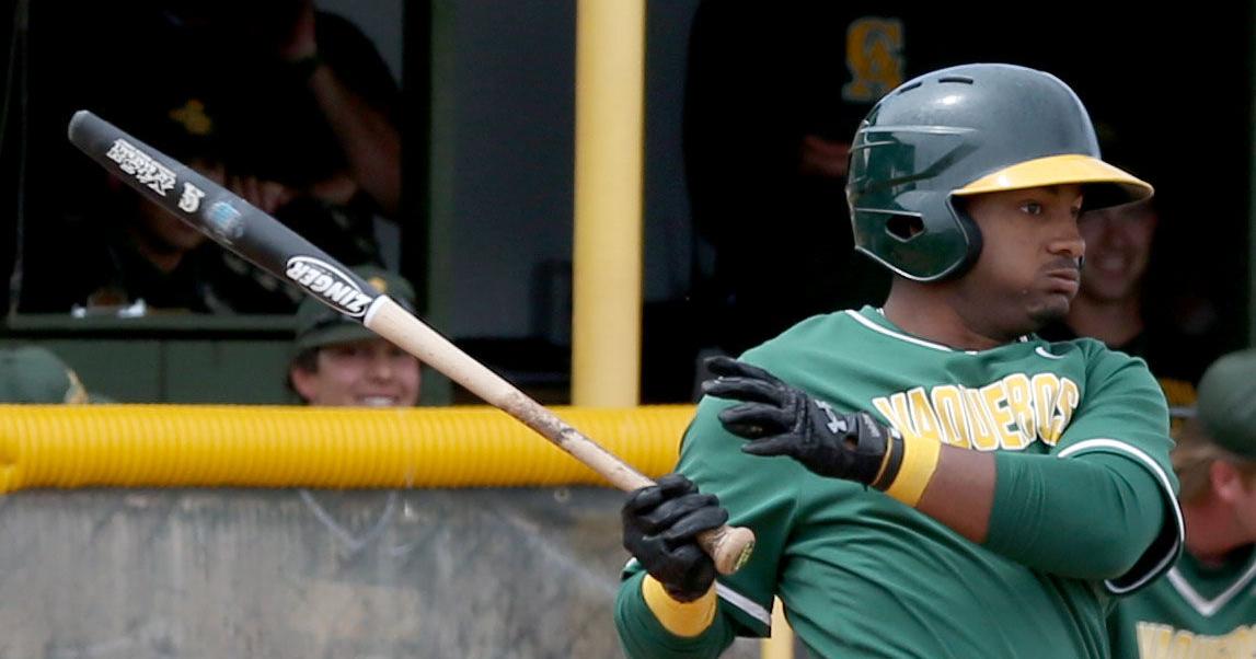 Vaqueros keep cruising, run-rule Bears | Local Sports | pinalcentral.com