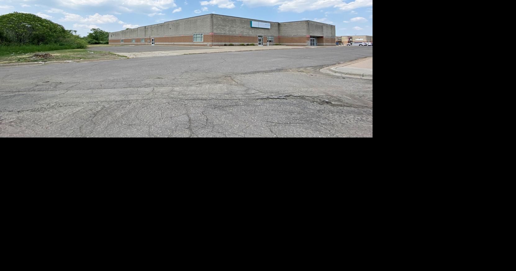 Talks of unnamed grocery store continue for the former Pamida site ...