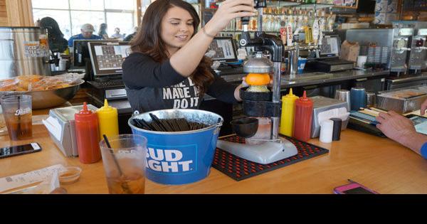 Grapefruit Sup Crush offers great taste for price | Arts ...