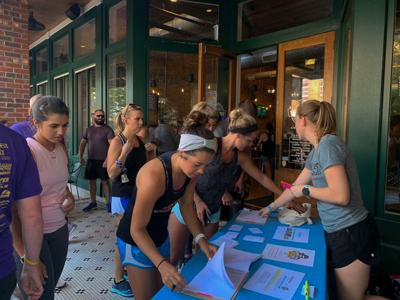Athletes participate in pub run | Arts & Entertainment | piratemedia1.com