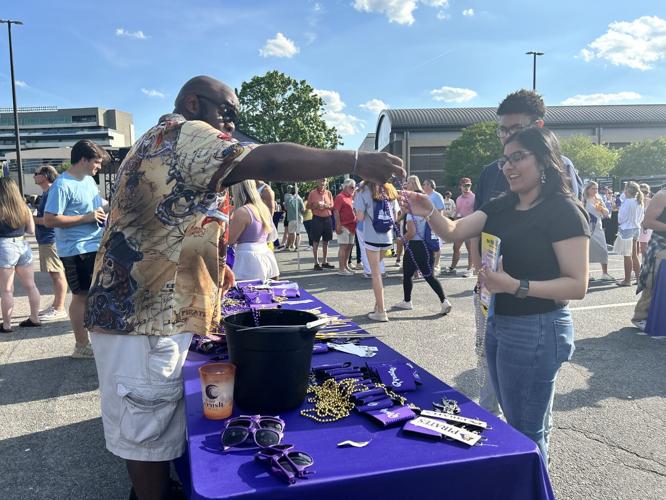ECU Holds Spring Commencement, GradBash | The East Carolinian | piratemedia1.com
