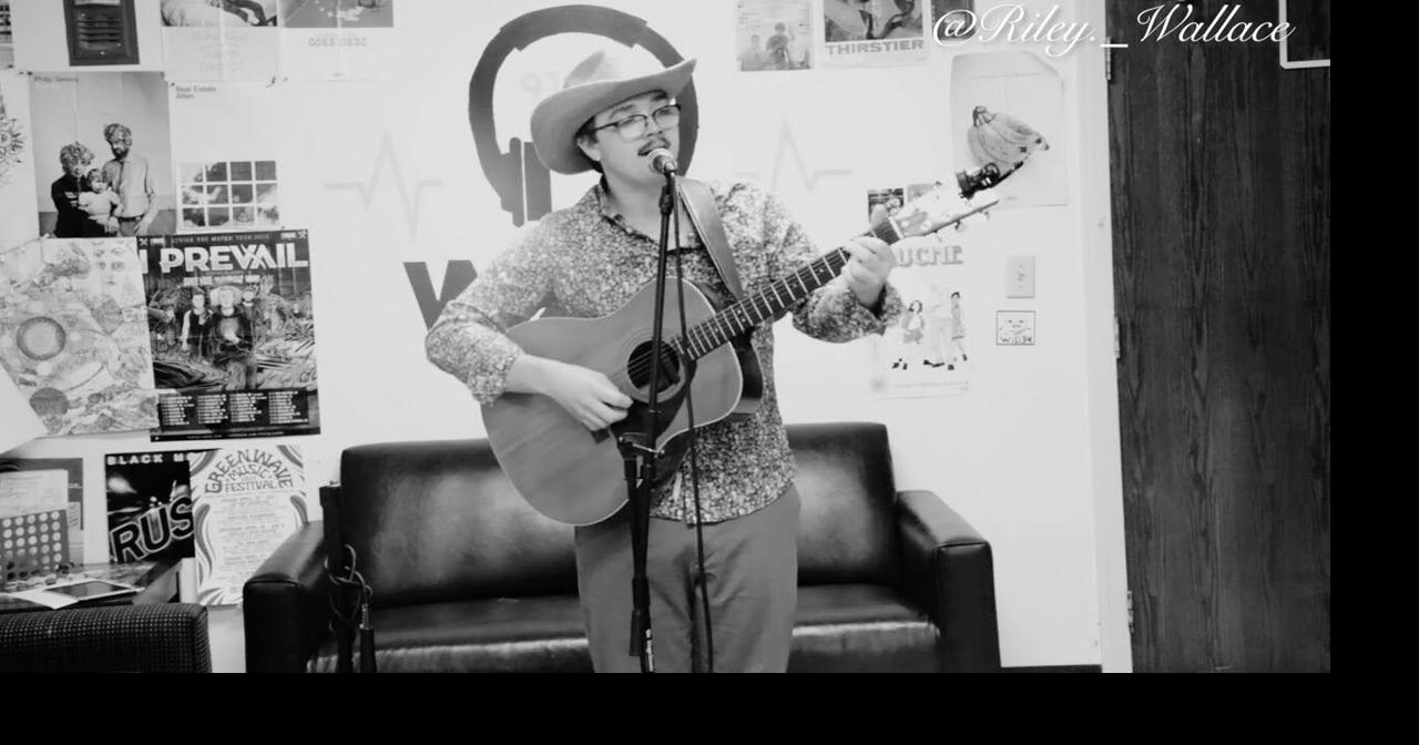Riley Wallace LIVE ZESSION | Wzmb913fm | piratemedia1.com