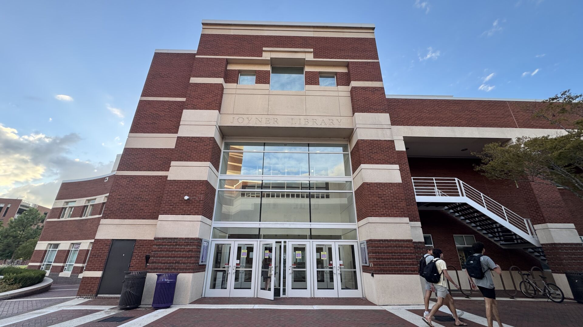 Joyner Library Renovates Study Rooms | The East Carolinian ...