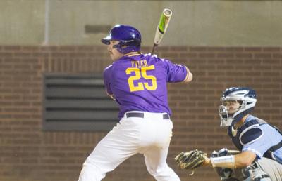 ECU baseball earns mid-week victory | Sports | piratemedia1.com