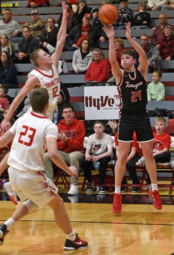 Tanagers Escape Bucks 49-47 | Sports | plaintalk.net