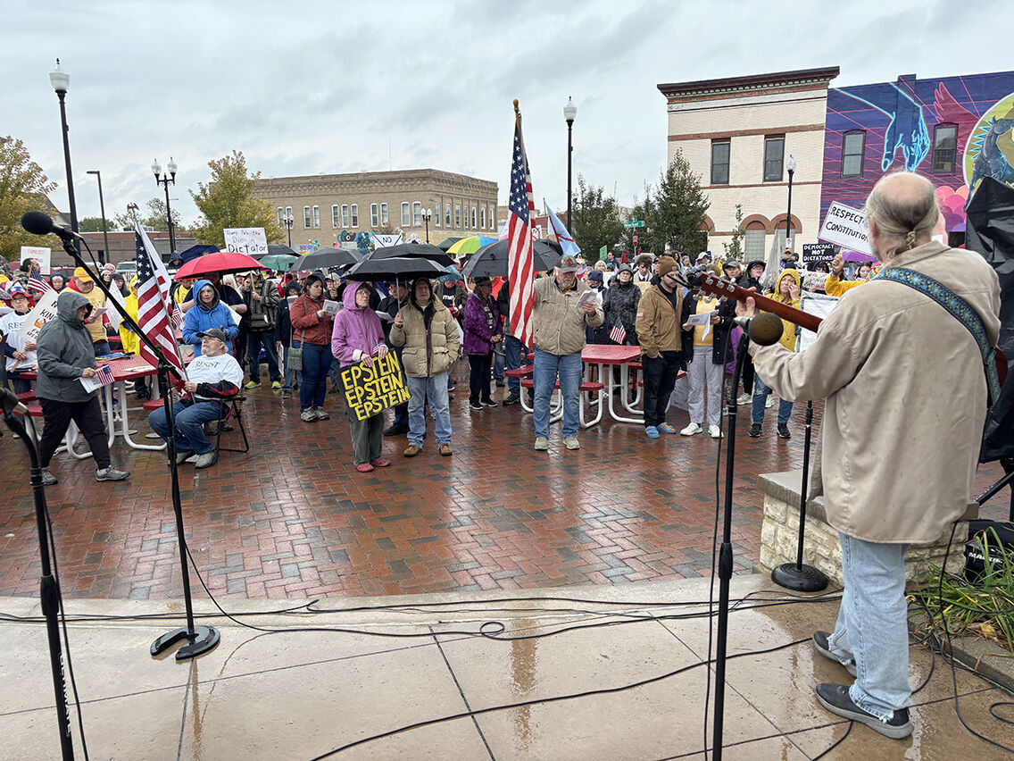 Crowd Of 400 Attends Vermillion’s ‘No Kings’ Event Saturday | Local ...