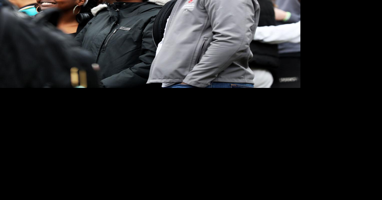 Clouds Rob Vermillion Of Monday’s Moment In The Sun | Local News ...