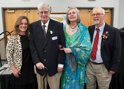 Two Newspaper Couples Inducted Into SD Newspaper Hall Of Fame | Local News | plaintalk.net