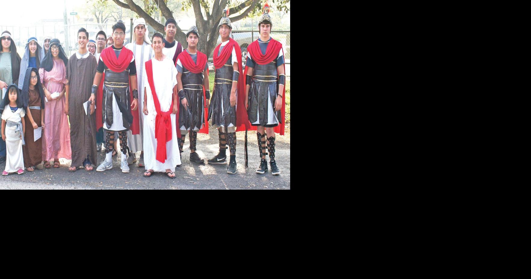 ST. MATTHEW YOUTH PRESENT STATIONS OF THE CROSS | Life & Entertainment | pleasantonexpress.com