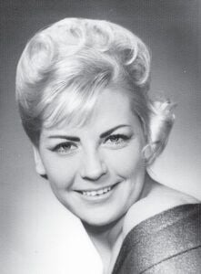 VIRGINIA ROBBINS | Obituaries | pleasantonexpress.com