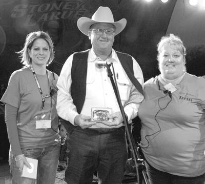 HONORING A COWBOY | News | pleasantonexpress.com