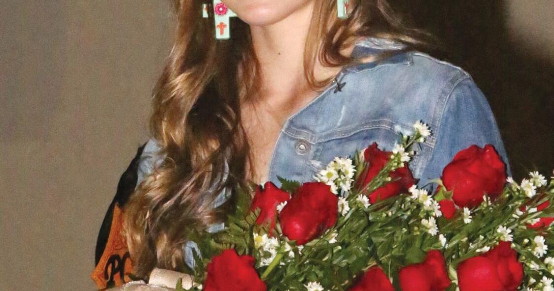 Olle Crowned Queen | News | pleasantonexpress.com