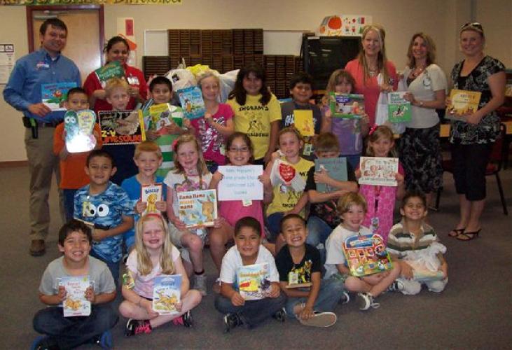 Primary and H-E-B team up | Schools | pleasantonexpress.com