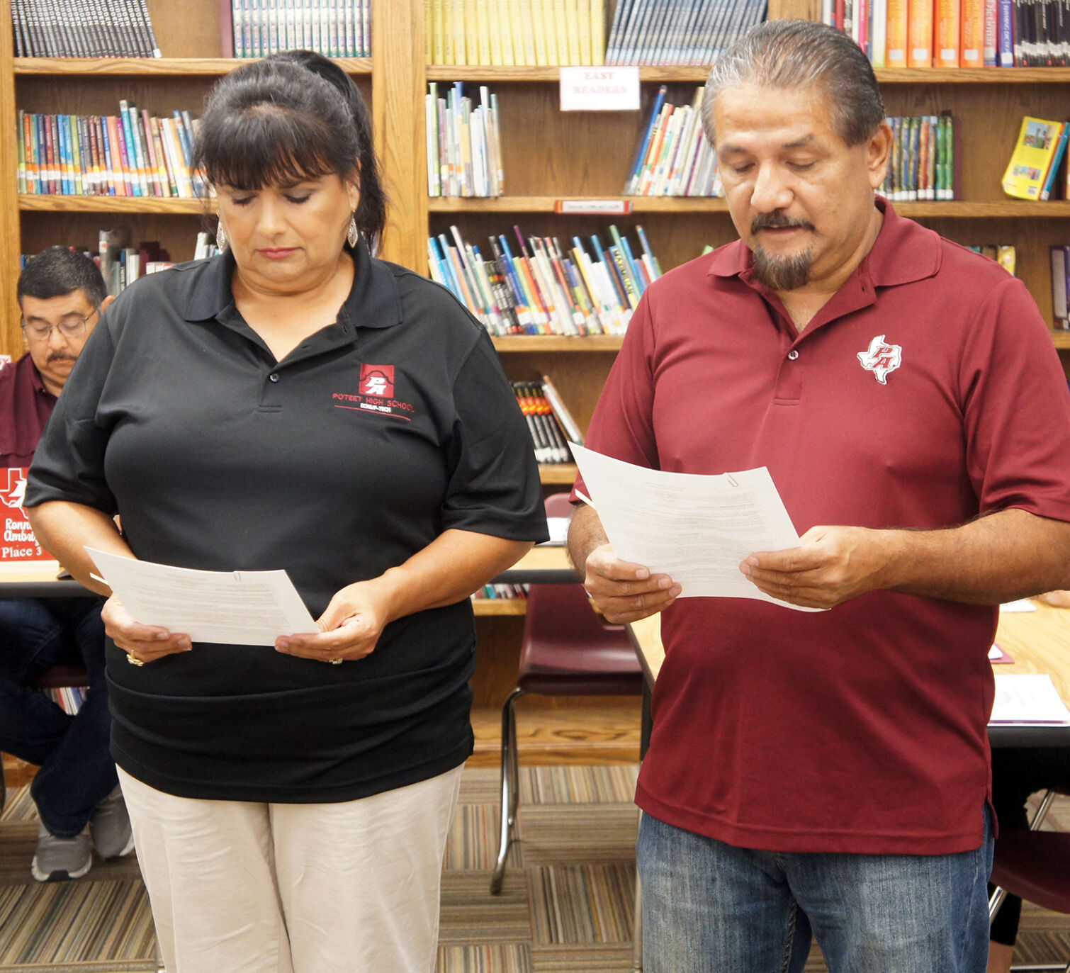 Poteet ISD trustees sworn in; top students honored | News ...