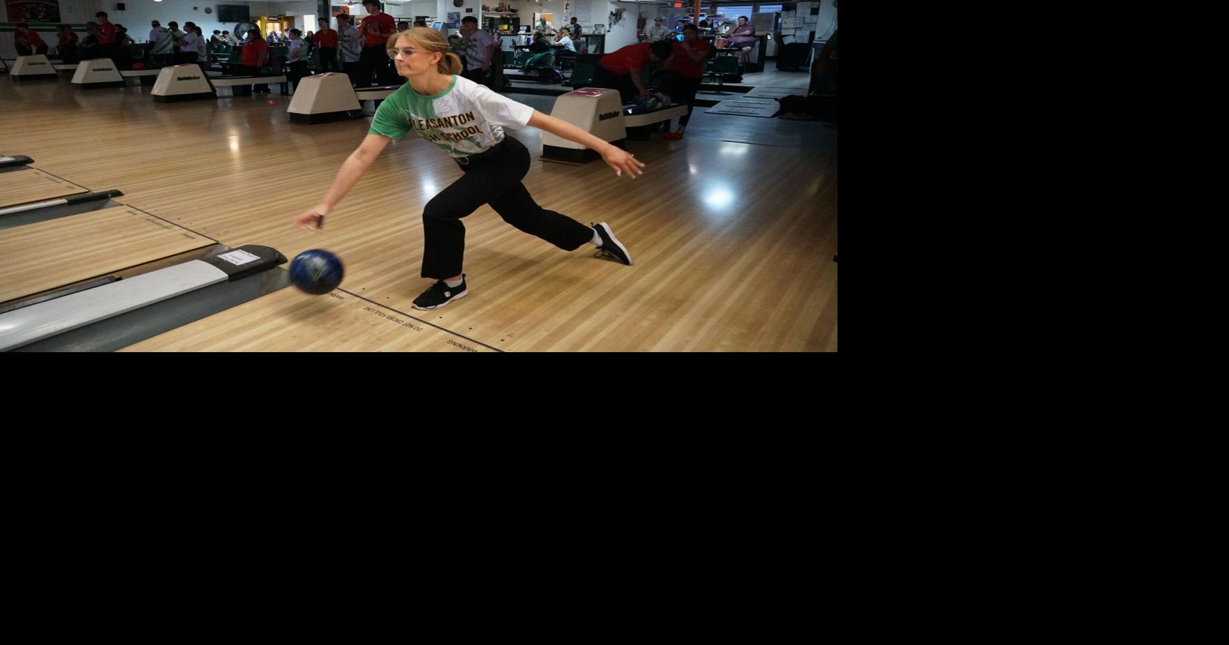 Pleasanton strikes gold in battle with Jourdanton bowlers | Sports ...