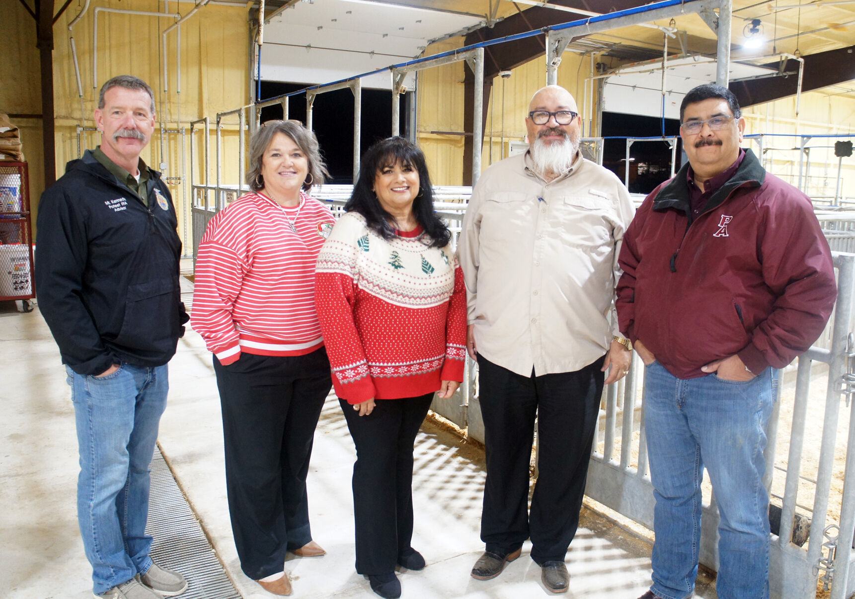 Ribbon cutting ceremony for Poteet ISD Ag Barn | News ...