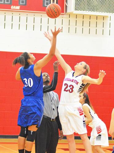 Teams tip off at Jourdanton Classic | Sports | pleasantonexpress.com