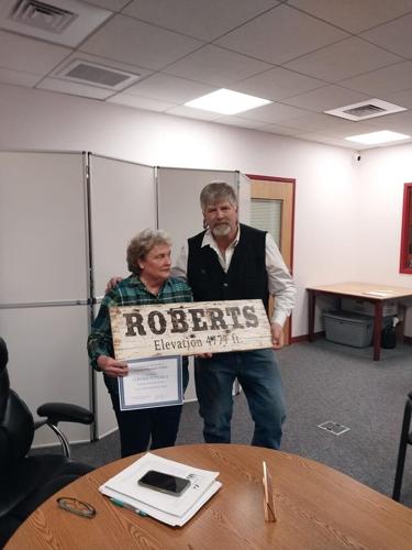 Roberts's Connie Surerus honored with outstanding service award | Local ...