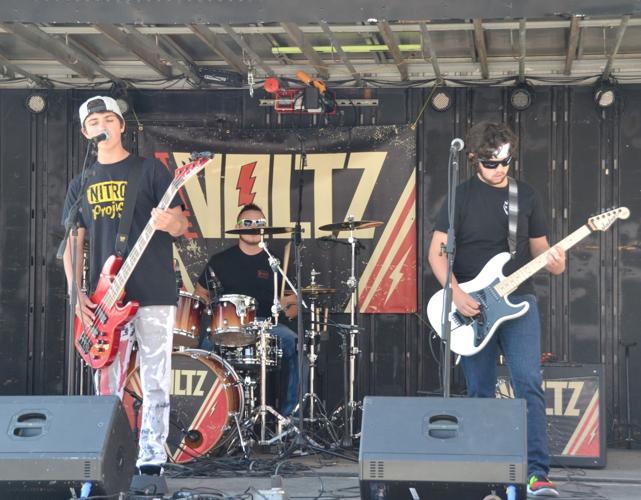 Local band energizes audiences with classic rock sound | Local News ...
