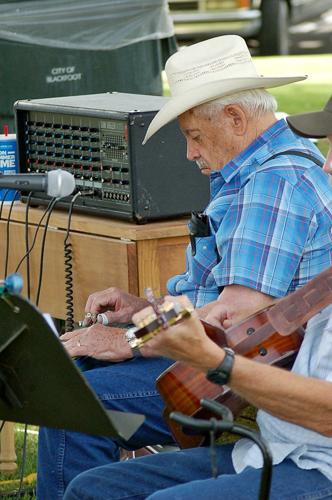 Randy's Shack Band countrifies the Square | News | postregister.com