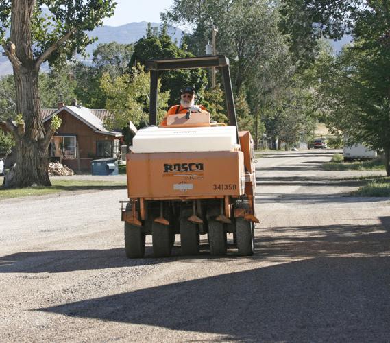 Workers zip through chip seal project | News | postregister.com
