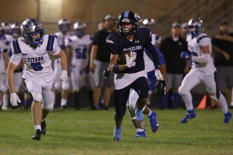 Cruz Taylor dazzles in Skyline football win over Thunder Ridge | Sports ...