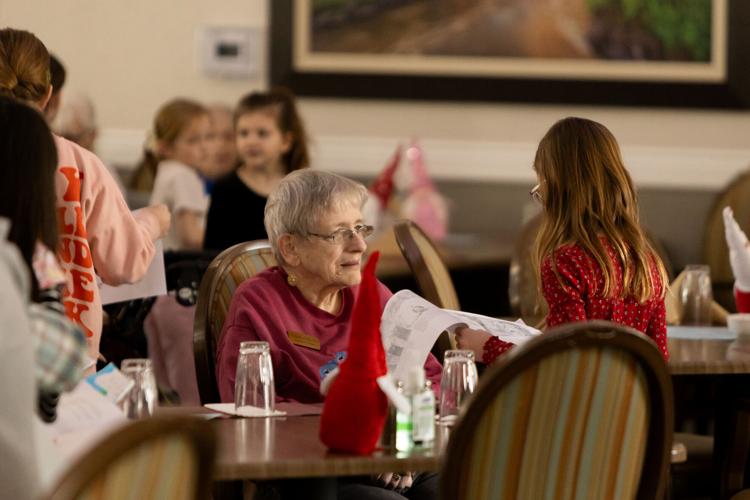 Be my valentine? Sunnyside Elementary students visit seniors for ...