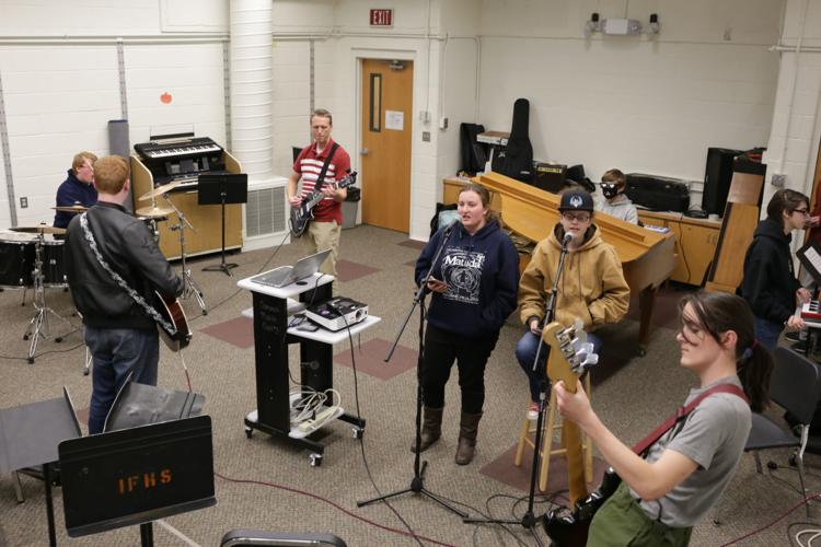 Rock class lets Compass students follow their Muse | Education ...