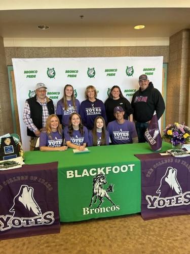 Softball Signing | PR Preps | postregister.com
