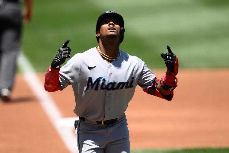 Marlins finish off a 3-game sweep in Washington with a 4-1 win over the ...