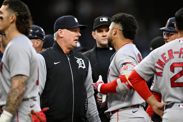 Benches empty without any fighting during Tigers-Red Sox game | Pro ...
