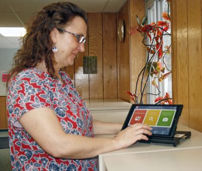 Voters will check in with e-poll books at May primary | News ...