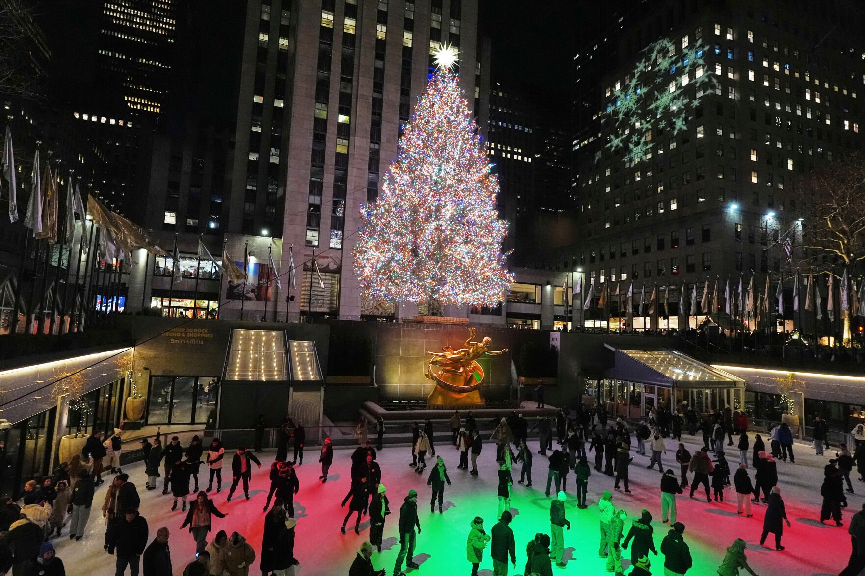 New York Daily Life Holiday Lights | National News | postregister.com