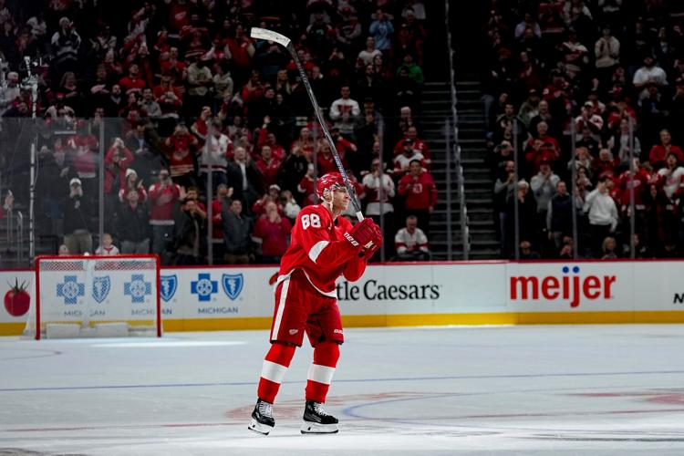 Patrick Kane scores twice to reach 500 goals in Red Wings' 5-1 win over ...