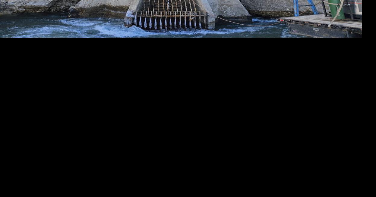 Mackay Reservoir filling after dam control tower gates and gear system ...