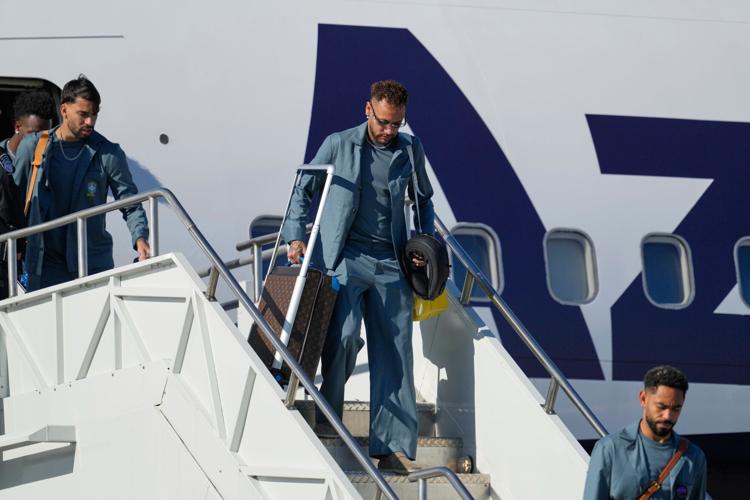 Brazil says Neymar, sidelined by a calf injury, isn't traveling for an ...