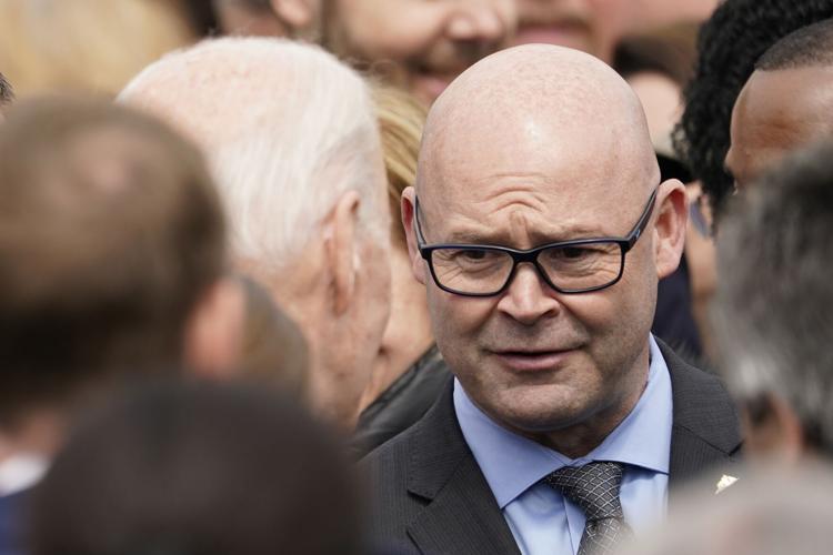 GOP senator challenges Teamsters head to a fight in a fiery exchange at ...