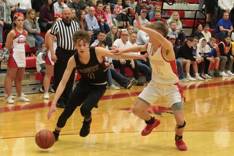 BOYS BASKETBALL: Madison advances to district title game with win over ...