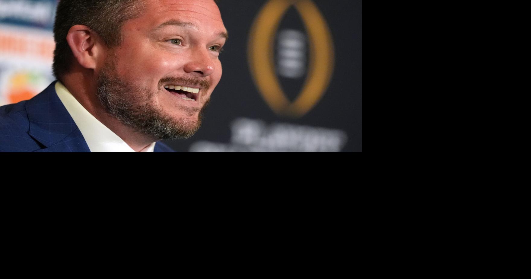 Indiana and Oregon coaches and coordinators juggle transfer portal ...