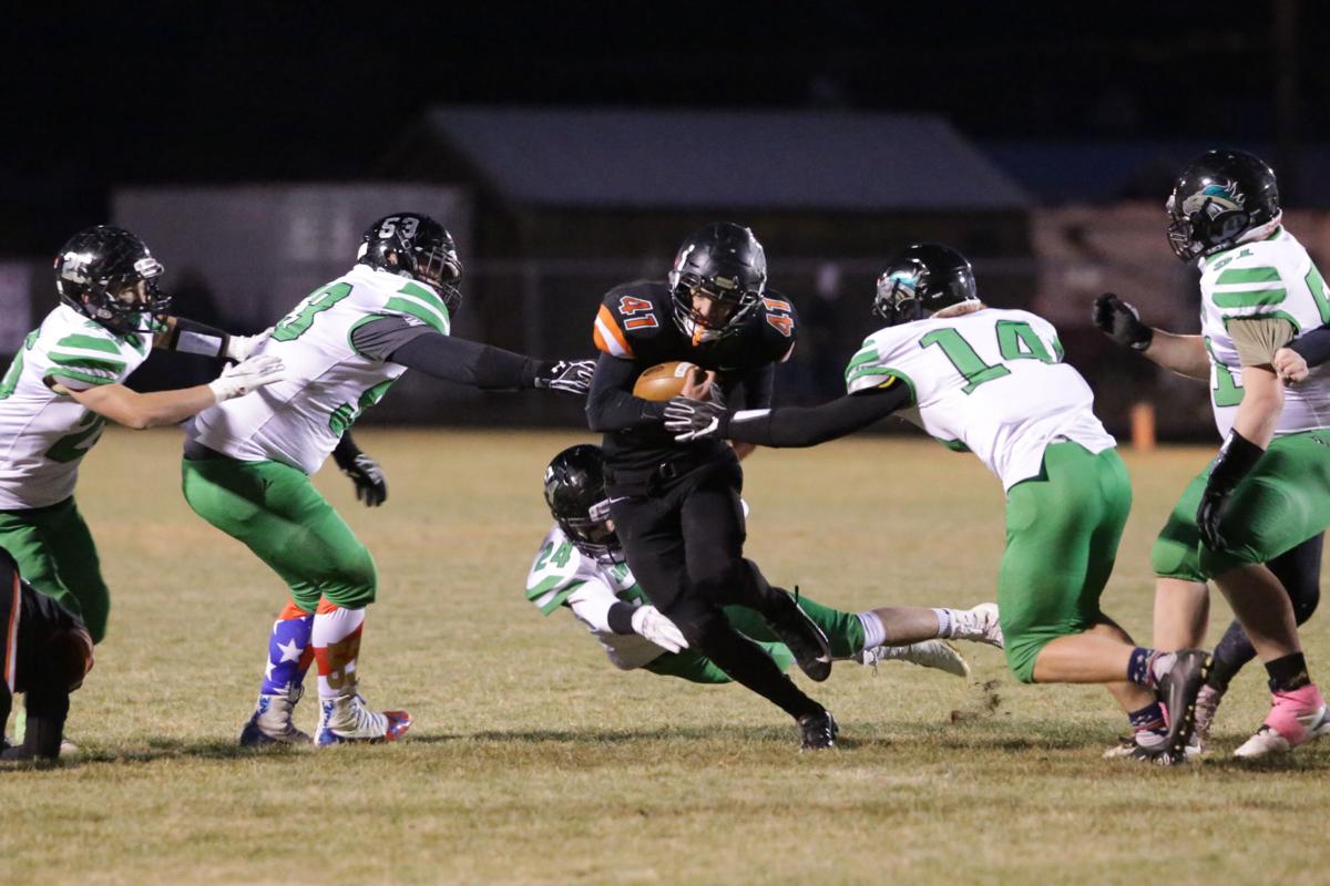 Blackfoot rallies past Idaho Falls to win district football title ...