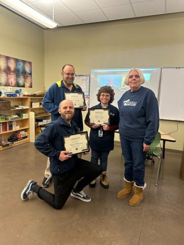 Munns receives work recognition for dedication | Local Scenes ...