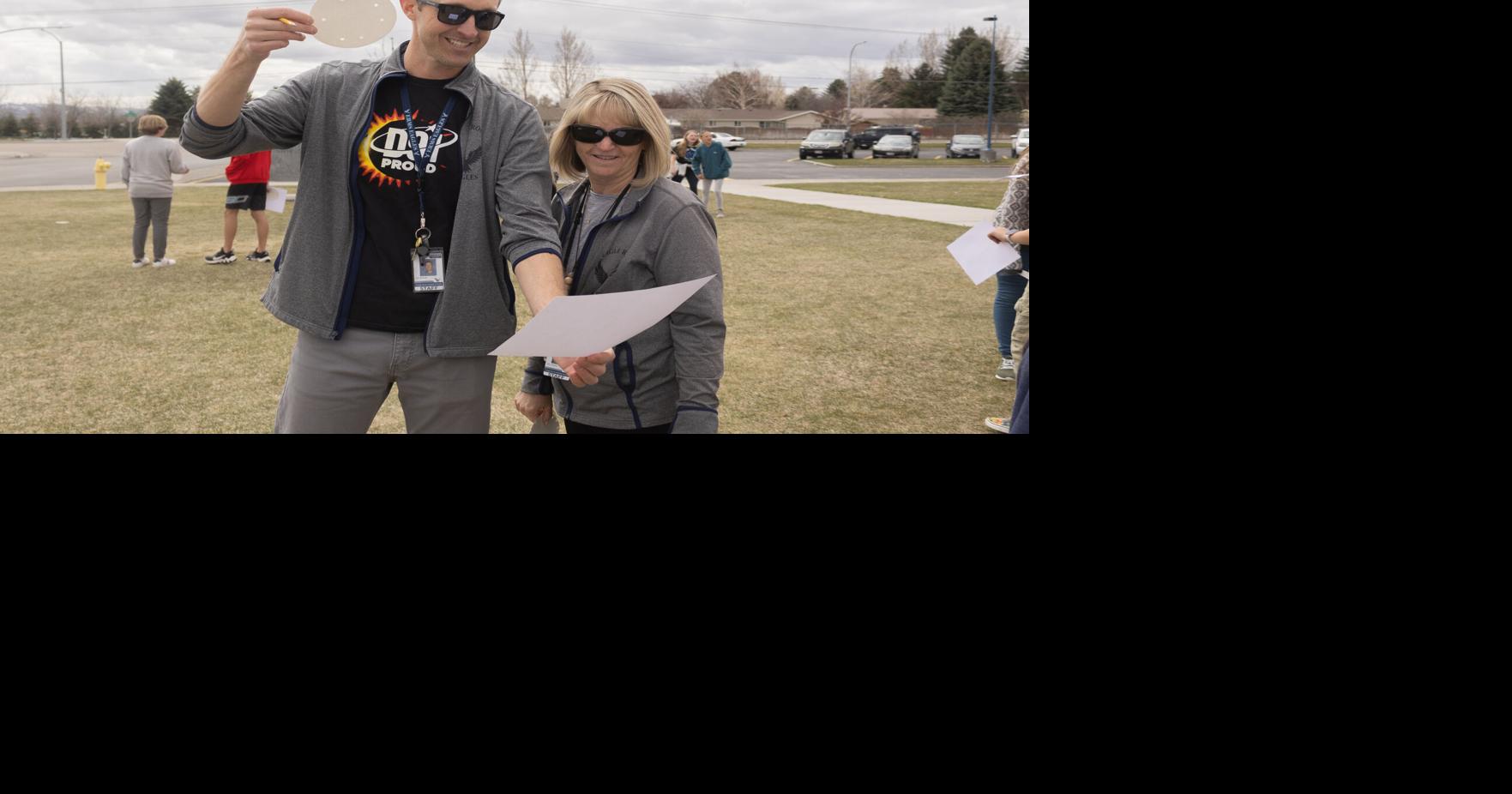 Eagle Rock Middle School teachers make memories in overcast solar ...