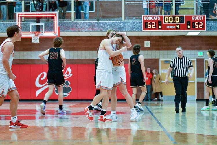 HIGH SCHOOL BOYS BASKETBALL: Madison's team effort prevails in rivalry ...