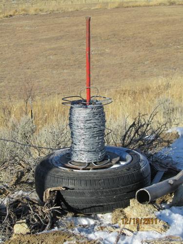 Barnyard Basics: Homemade wire unroller makes fence building easier ...