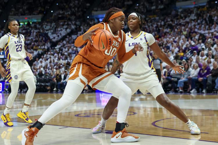 Williams scores 20 as No. 12 LSU hands No. 2 Texas its first loss, 70 ...