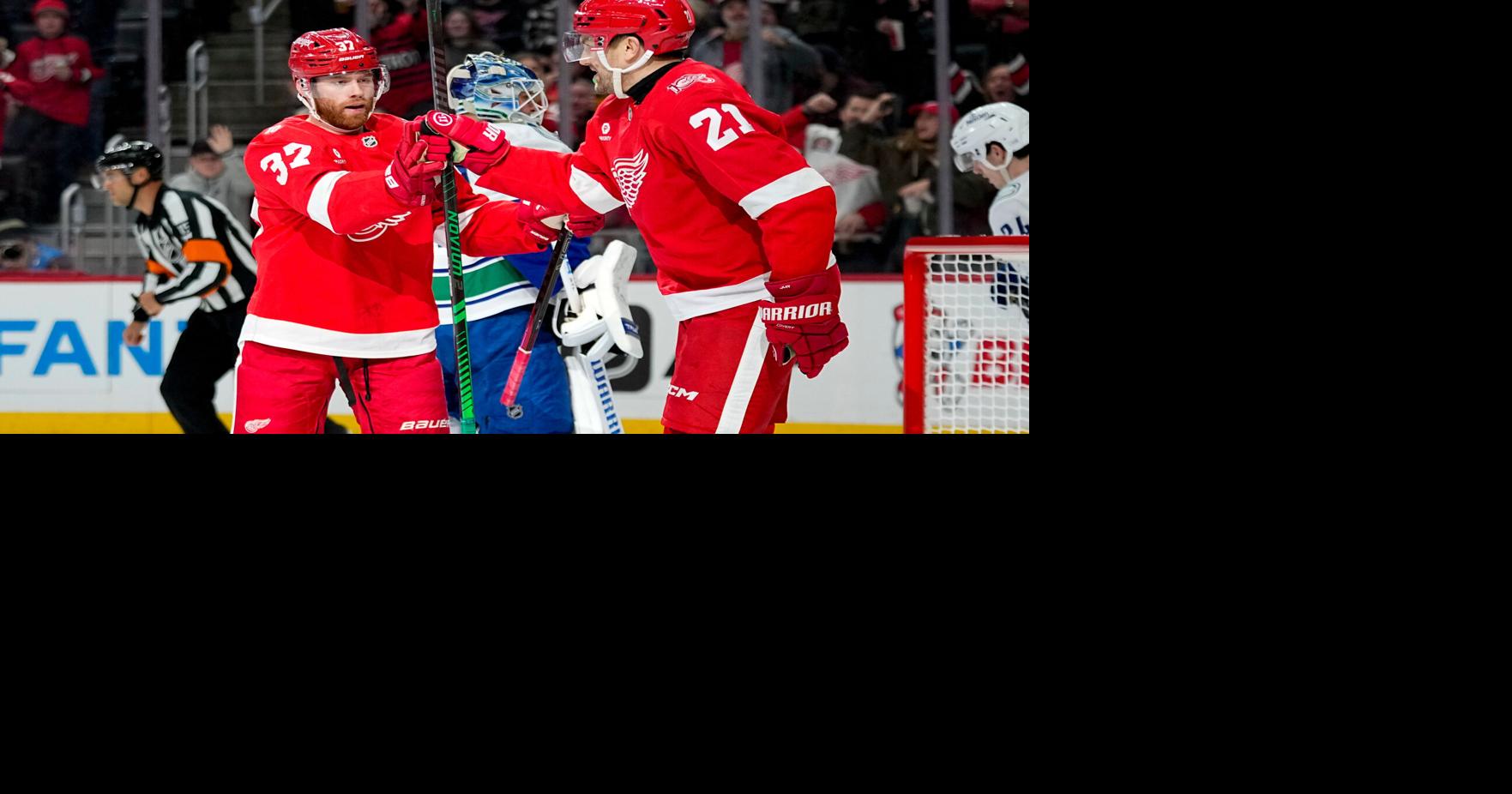 Patrick Kane scores 500th goal in Red Wings' win over Canucks | Pro ...