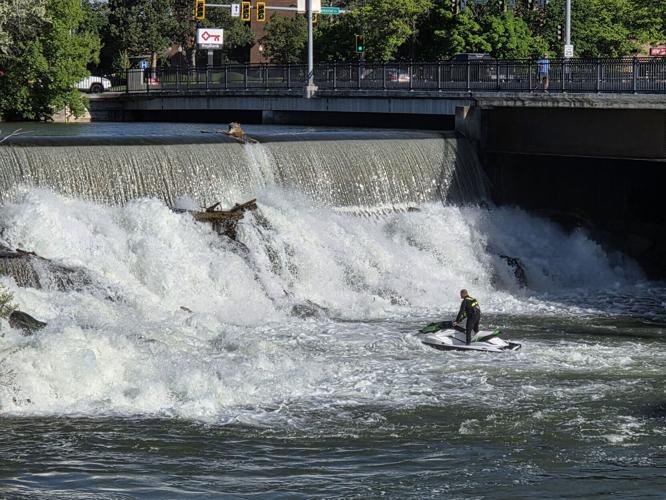 Emergency crews still searching for man who fell into Snake River in ...