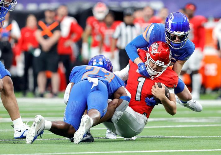 Teubner grows into vocal role on Boise State defense | Sports ...